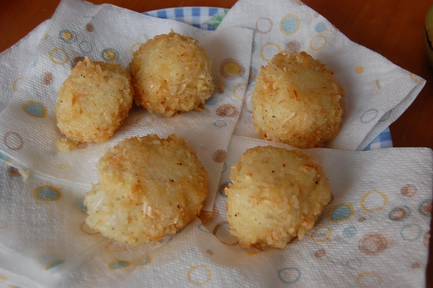 Hmong Can Cook: Nam Khao (Laotian Fried Rice Ball Salad)