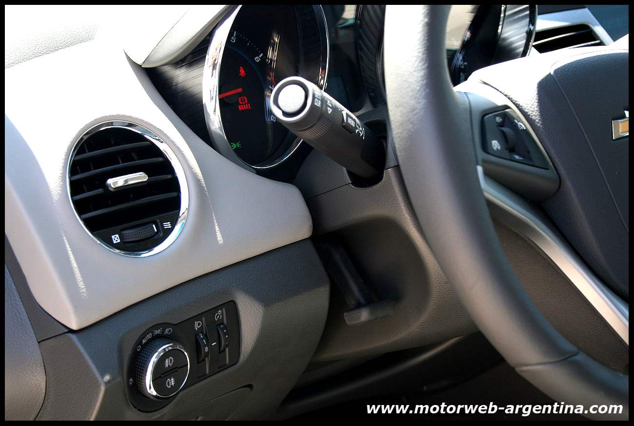 Lanzamiento Chevrolet Cruze - Motorweb Argentina