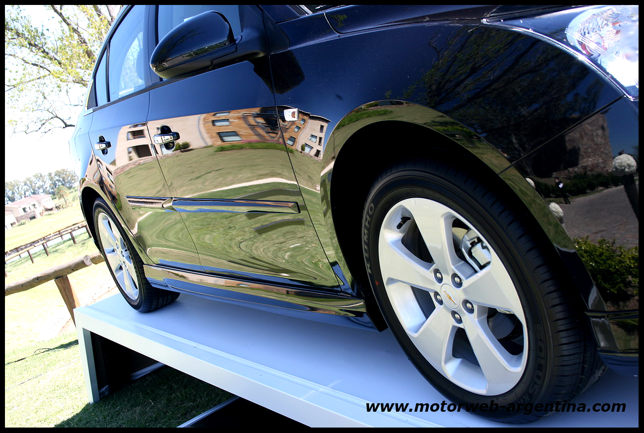 Lanzamiento Chevrolet Cruze - Motorweb Argentina