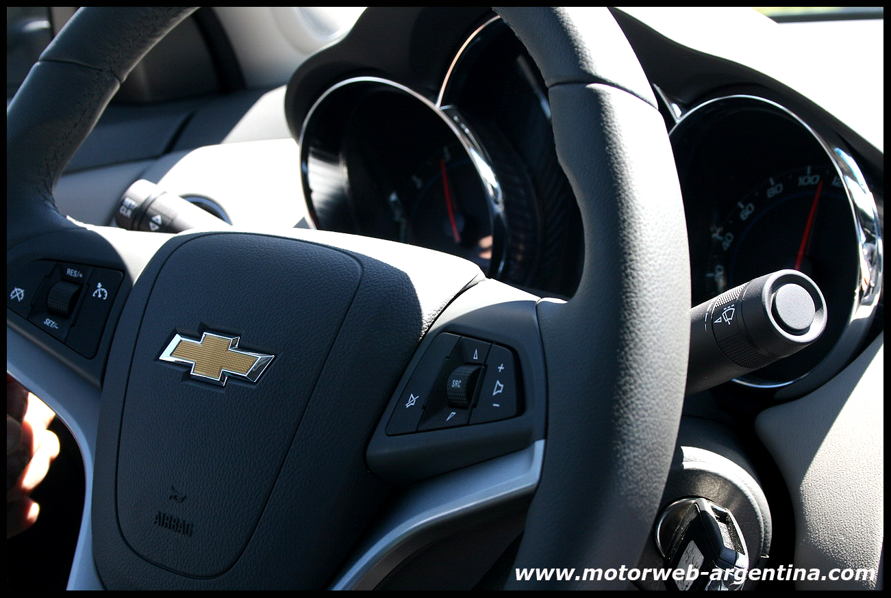 Lanzamiento Chevrolet Cruze - Motorweb Argentina