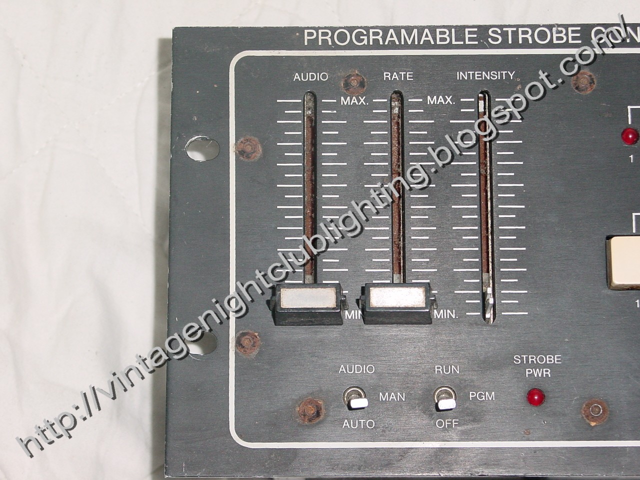 Vintage Night Club Lighting: Diversitronics PS-4M-50 Strobe Controller