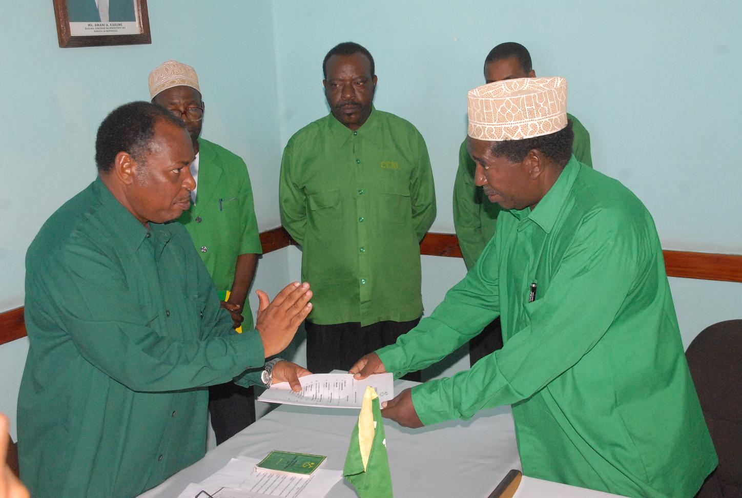 *KITIMTIMU CHA KUCHUKUA FOMU ZA URAIS ZANZIBAR - SUFIANIMAFOTO