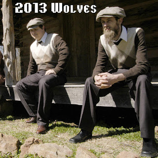 FARK.com: (5936636) 'Super pack' of 400 wolves terrorize remote town ...