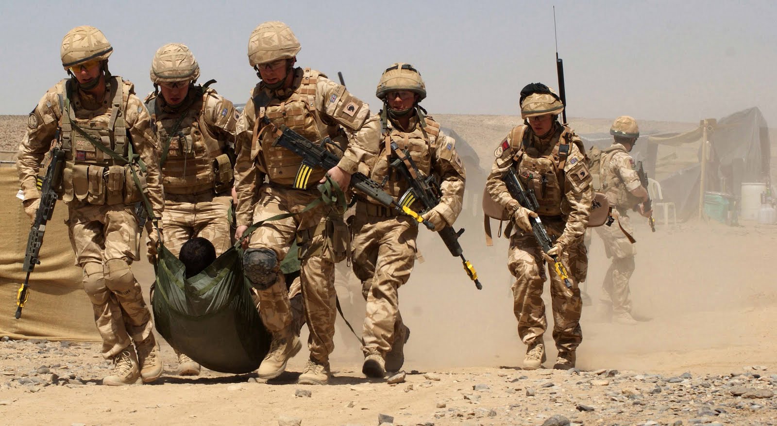 Helmand Blog - Afghanistan: PICTURE of the day: New arrivals are put ...