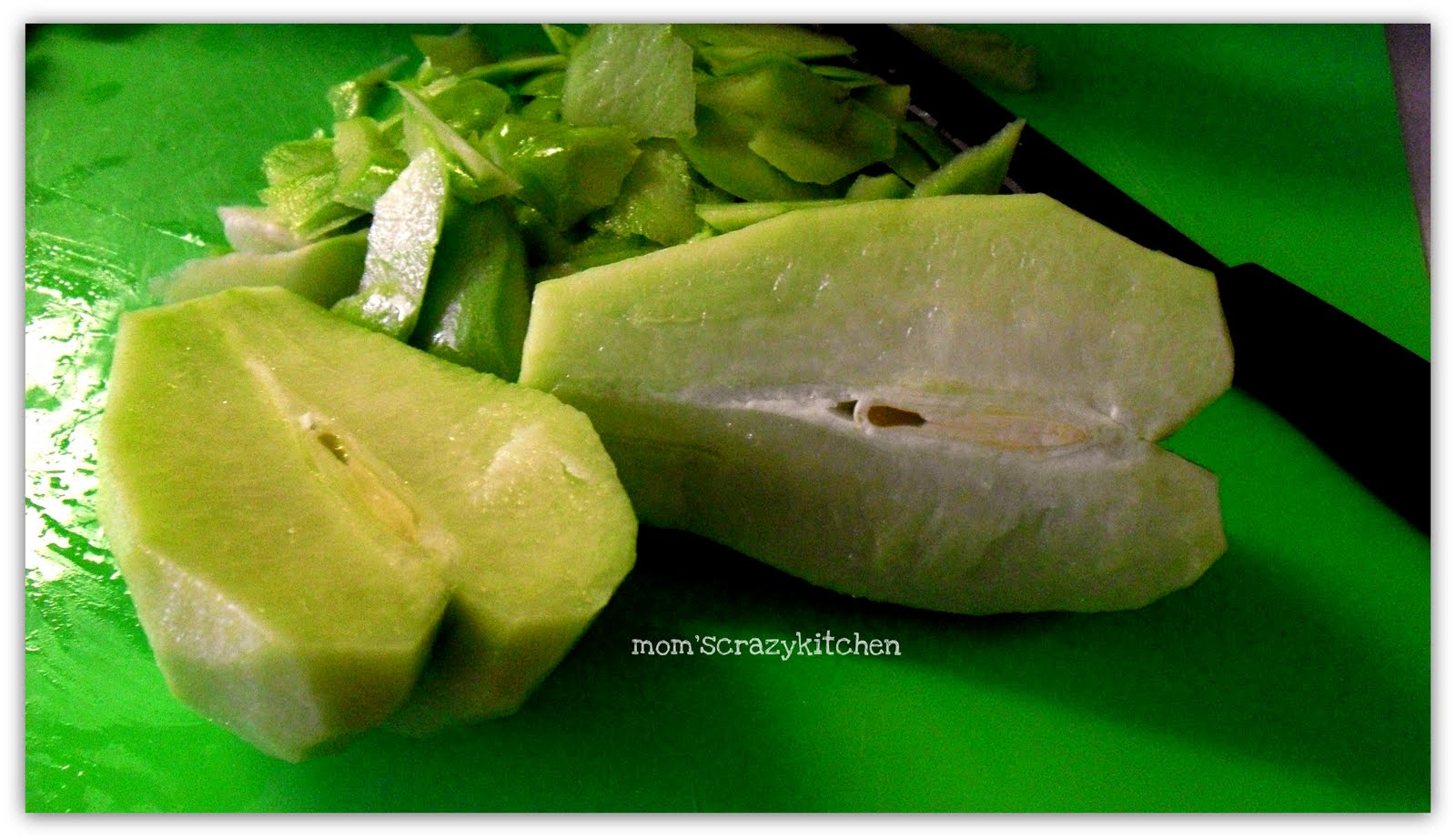 Mom's Crazy Kitchen: Chayote and Fresh Chinese Yam Soup