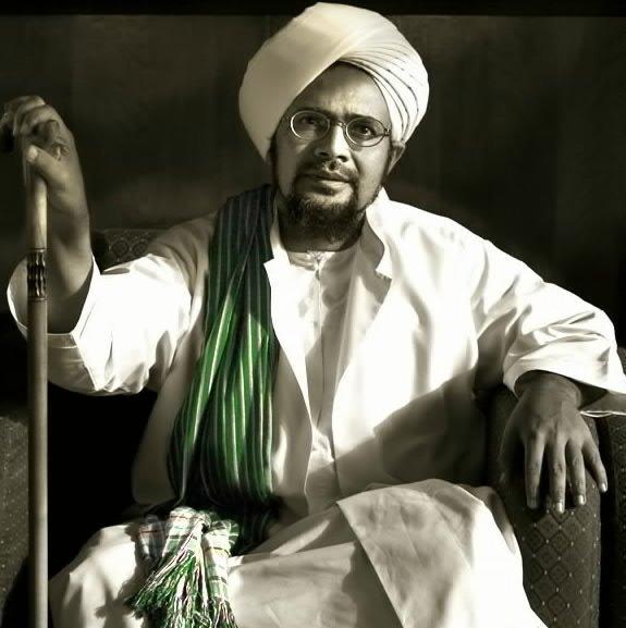 Al Ikhlas Bunta : MENGENAL LEBIH DEKAT AL-HABIB UMAR BIN MUHAMMAD BIN HAFID