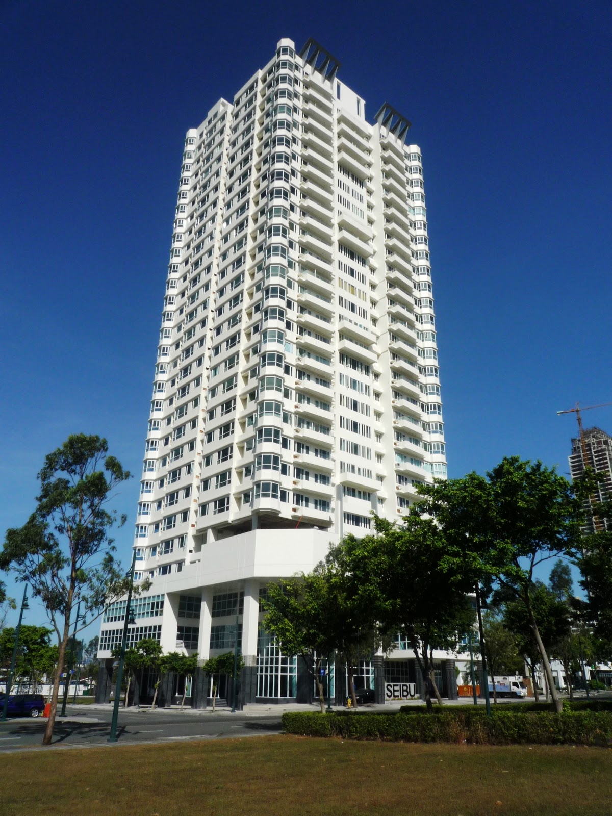 Seibu Tower Bonifacio Global City