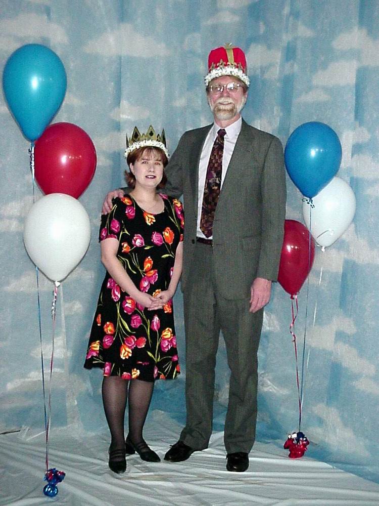 Cougar's Den: Prom Night 2001