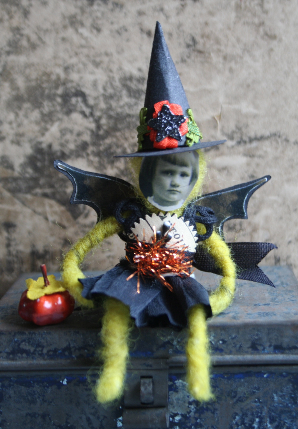 the adventures of bluegirlxo: artful thursdays #25....halloween witch ...