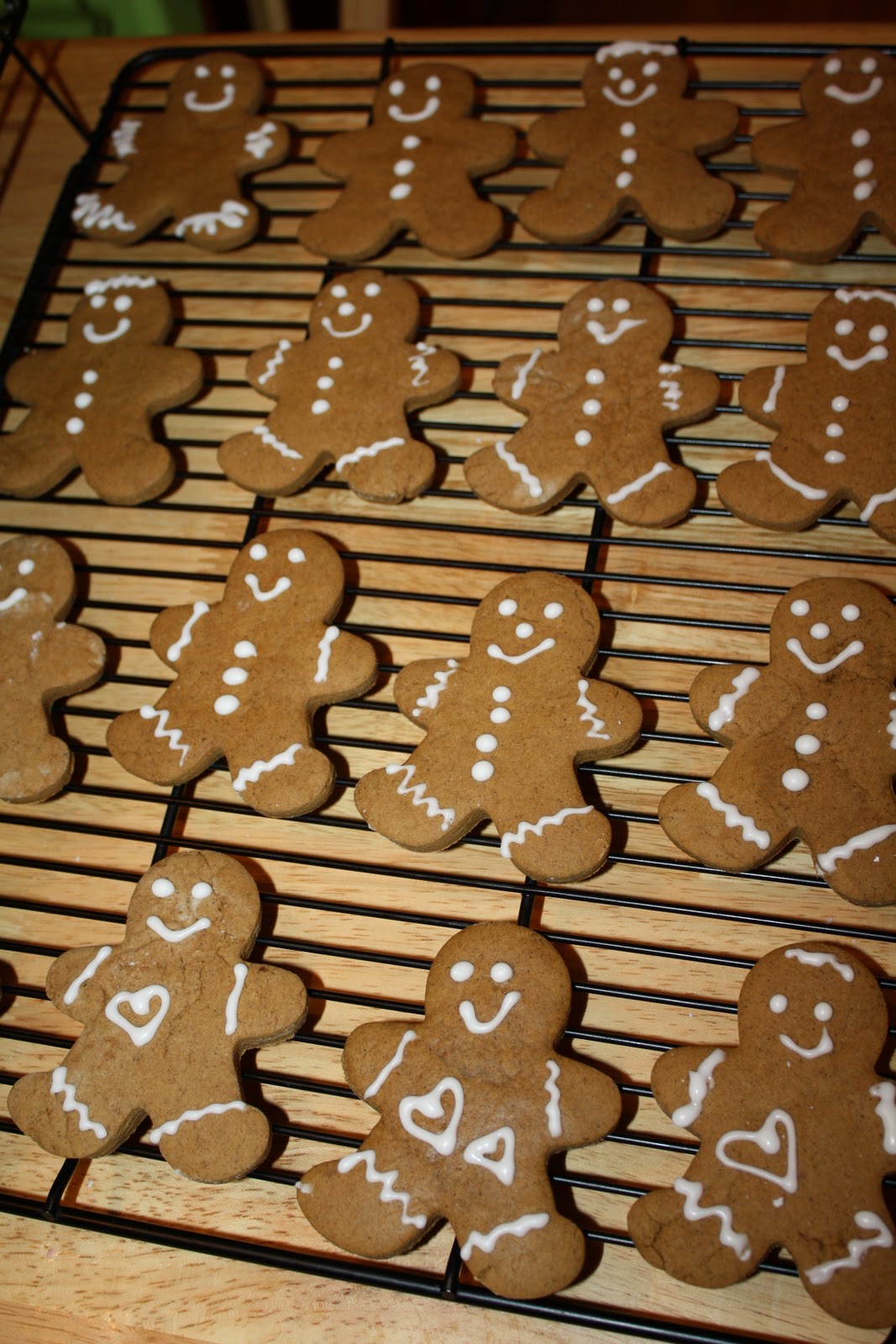 Powdered Sugar: Gingerbread Man Cookies