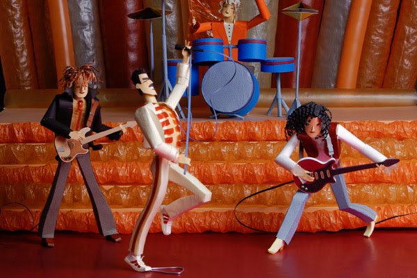 Papel e várias idéias na cabeça! | Mamãe Recomenda