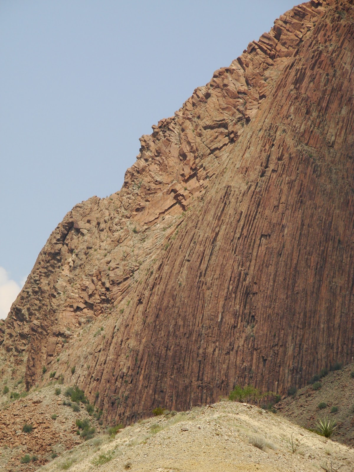 Magma Cum Laude: Guess this means it's columnar jointing week