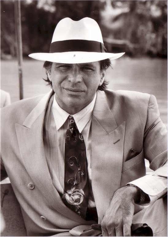 ALBUM PHOTOS CINEMA/THEATRE.: Nick Mancuso