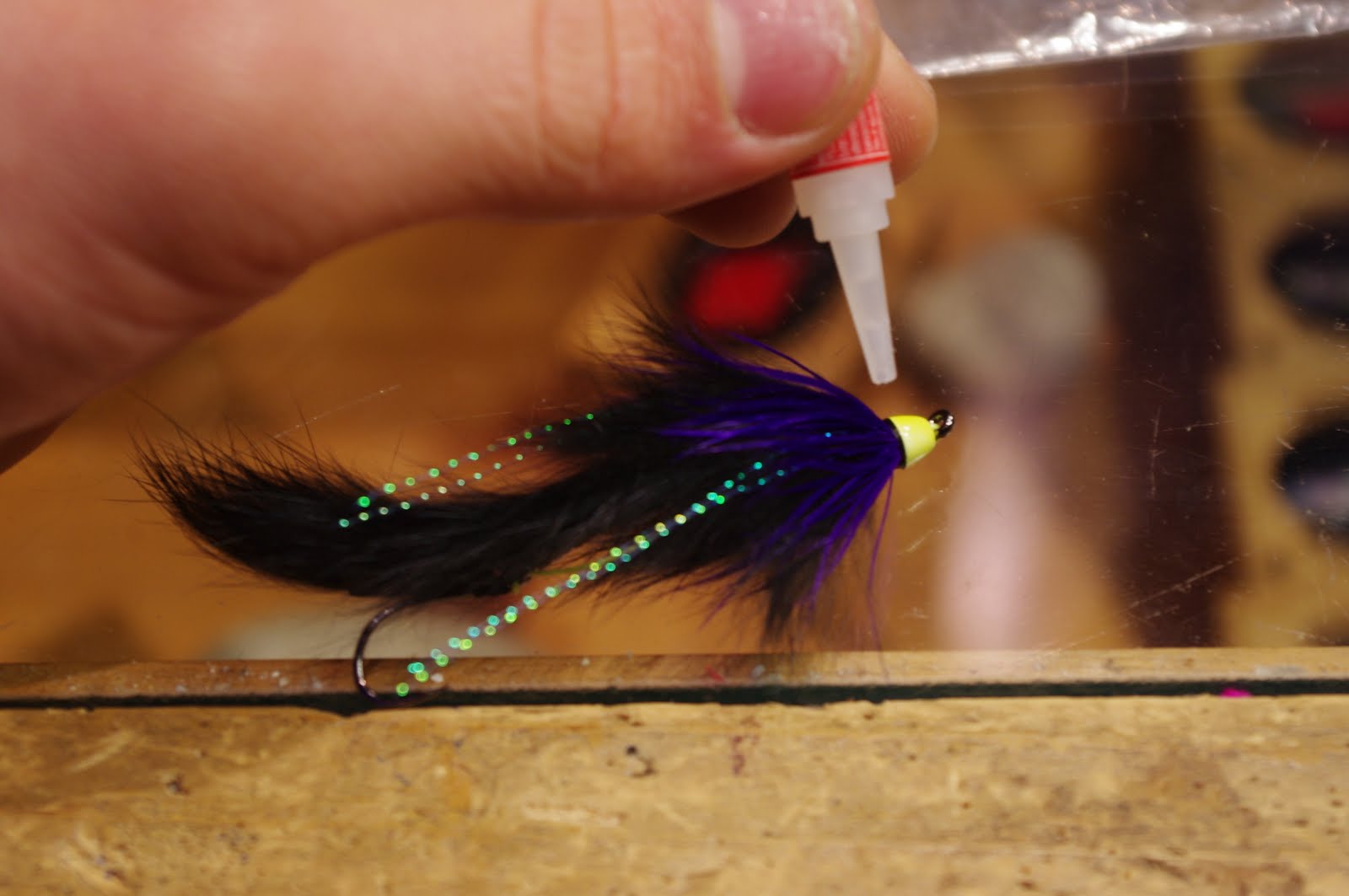 Whistler Flyfishing: Tying the string leech for winter fly fishing
