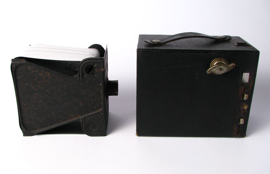 Głębia Ostrości: Agfa Box 44 (1932) - Pinhole...