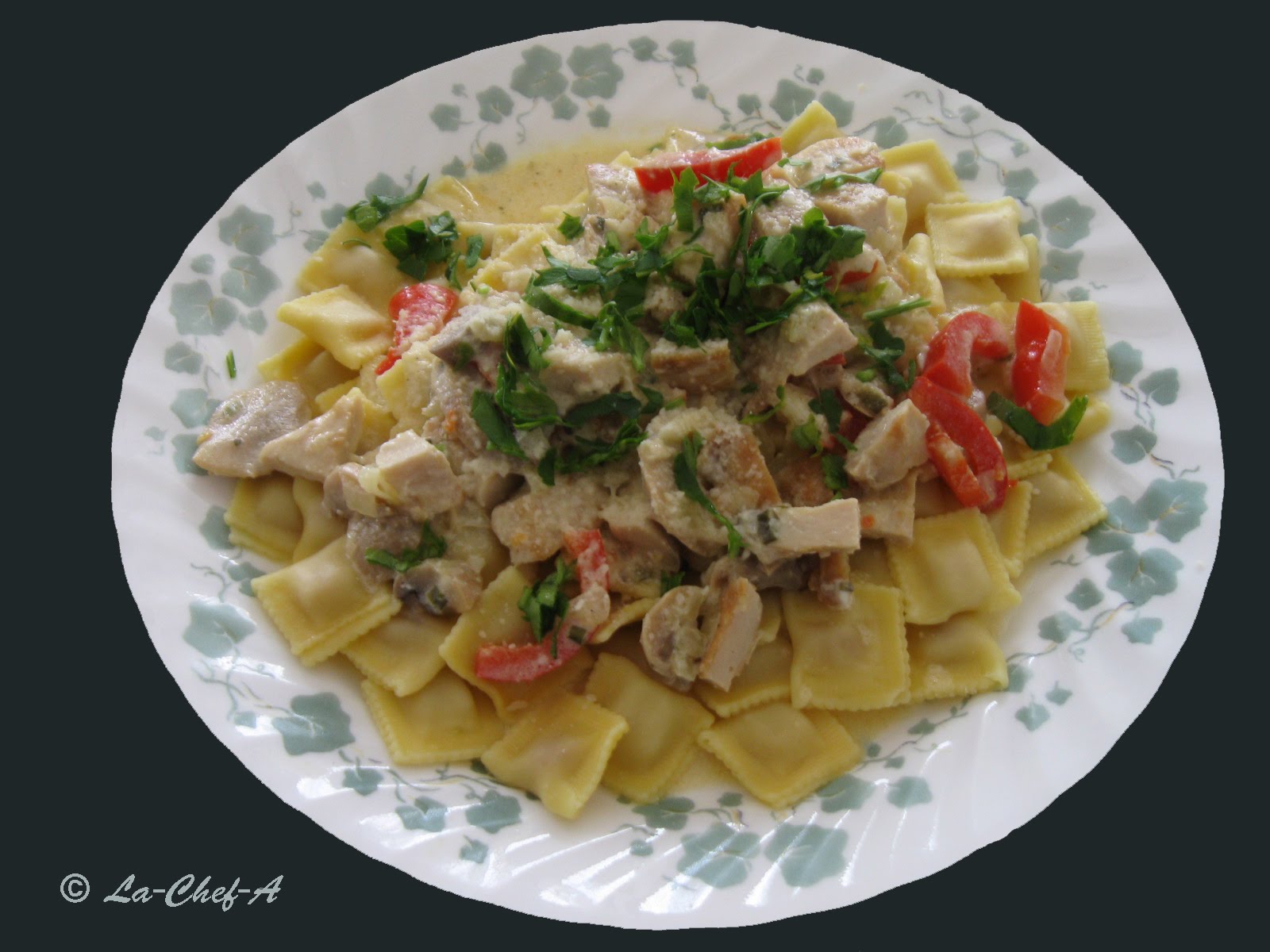 La Chef-A: CHICKEN AND CHEESE RAVIOLI