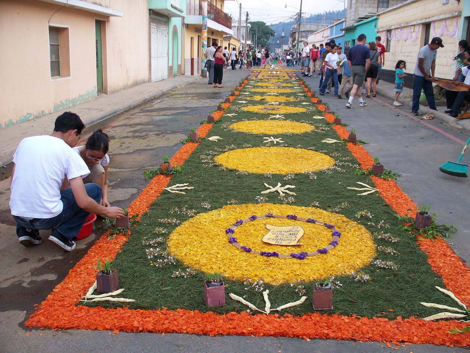 Weaver's Blog: Easter Alfombras