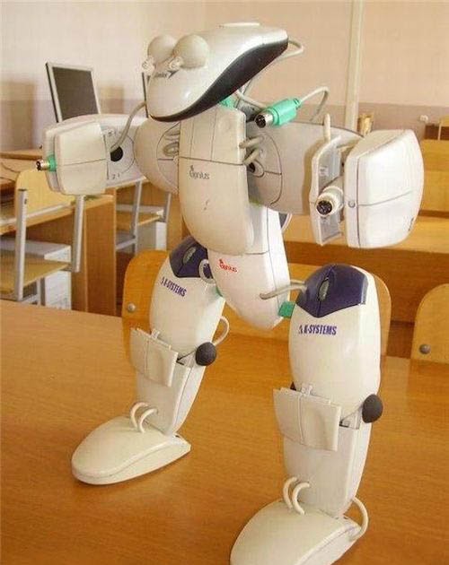 Creative Use Of Old Computer Parts 18 Pics Curious Funny Photos