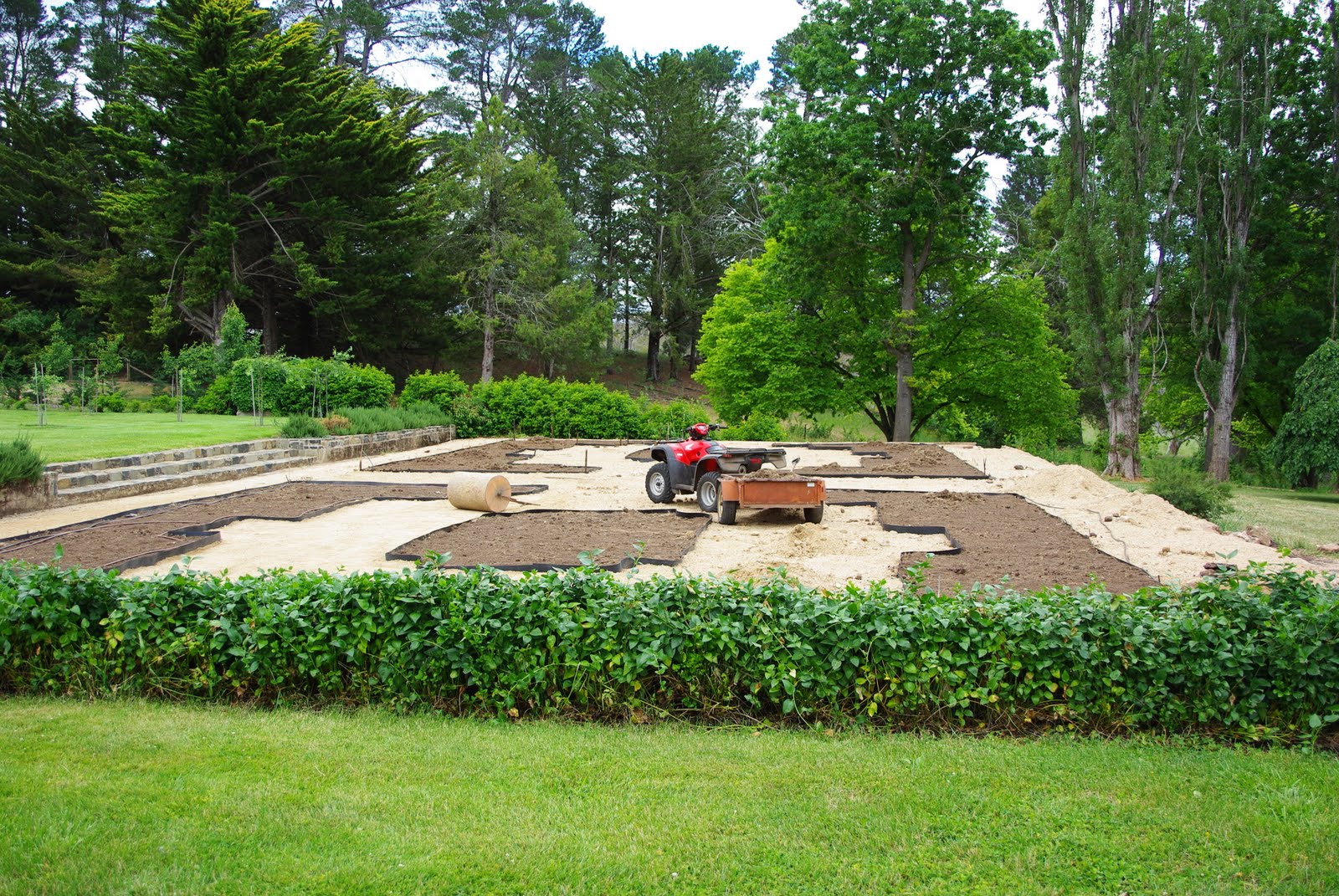 A BEAUTIFUL SPACE: Parterre Garden