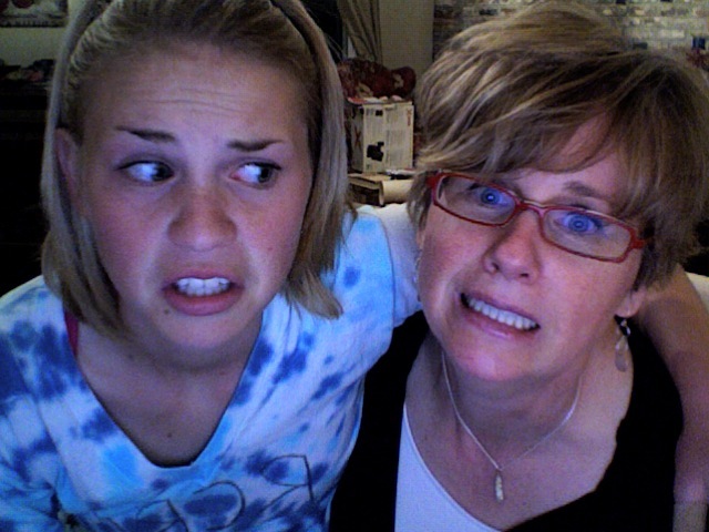 The Urban Hullabaloo: Girls would NEVER.