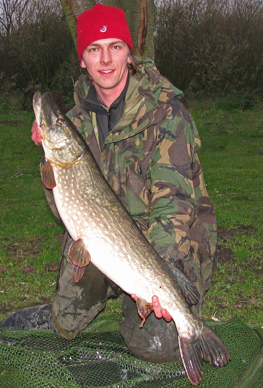 Piking before the snow came and a timely review of some warm fishing ...
