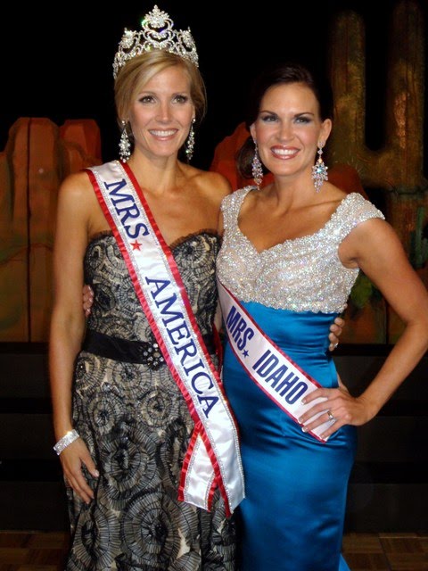 .: Mrs. America Final Night