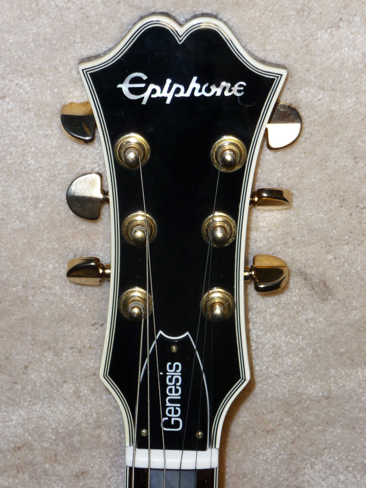Epiphone Genesis Lovers: The History of the Epiphone Genesis