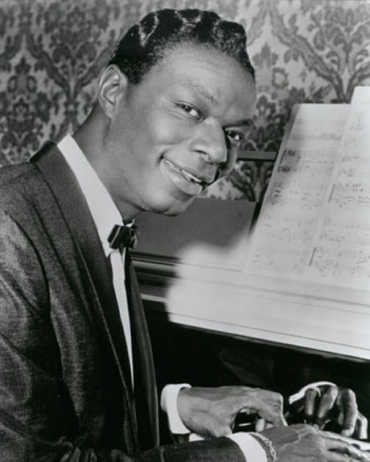 Legendary musicians in memories: NAT KING COLE { You Belong To My Heart }
