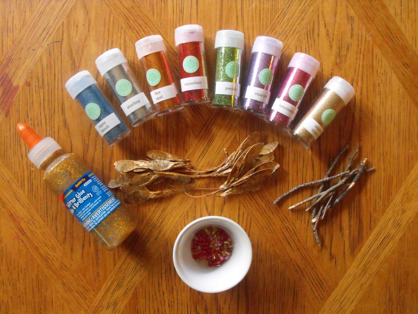 Twig and Toadstool: Delightful Dragonflys...A Twig Craft!