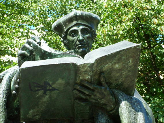 Fragmentos de Filosofia: Erasmo de Rotterdam e o Elogio da Loucura