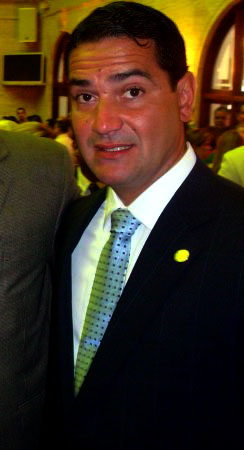 NOTICIAS SUR P.R.: EX REPRESENTANTE LUIS FARINACCI ARROJA NEGATIVO EN ...