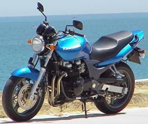 Top Bikes Review: Kawasaki ZR 7