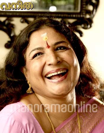 Film Actress Photos: Old Actress Jayabharathi Hot Photos