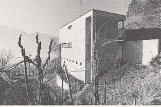 Comment se matérialisent la fenêtre et le corridor ?: Maison Kalman à ...