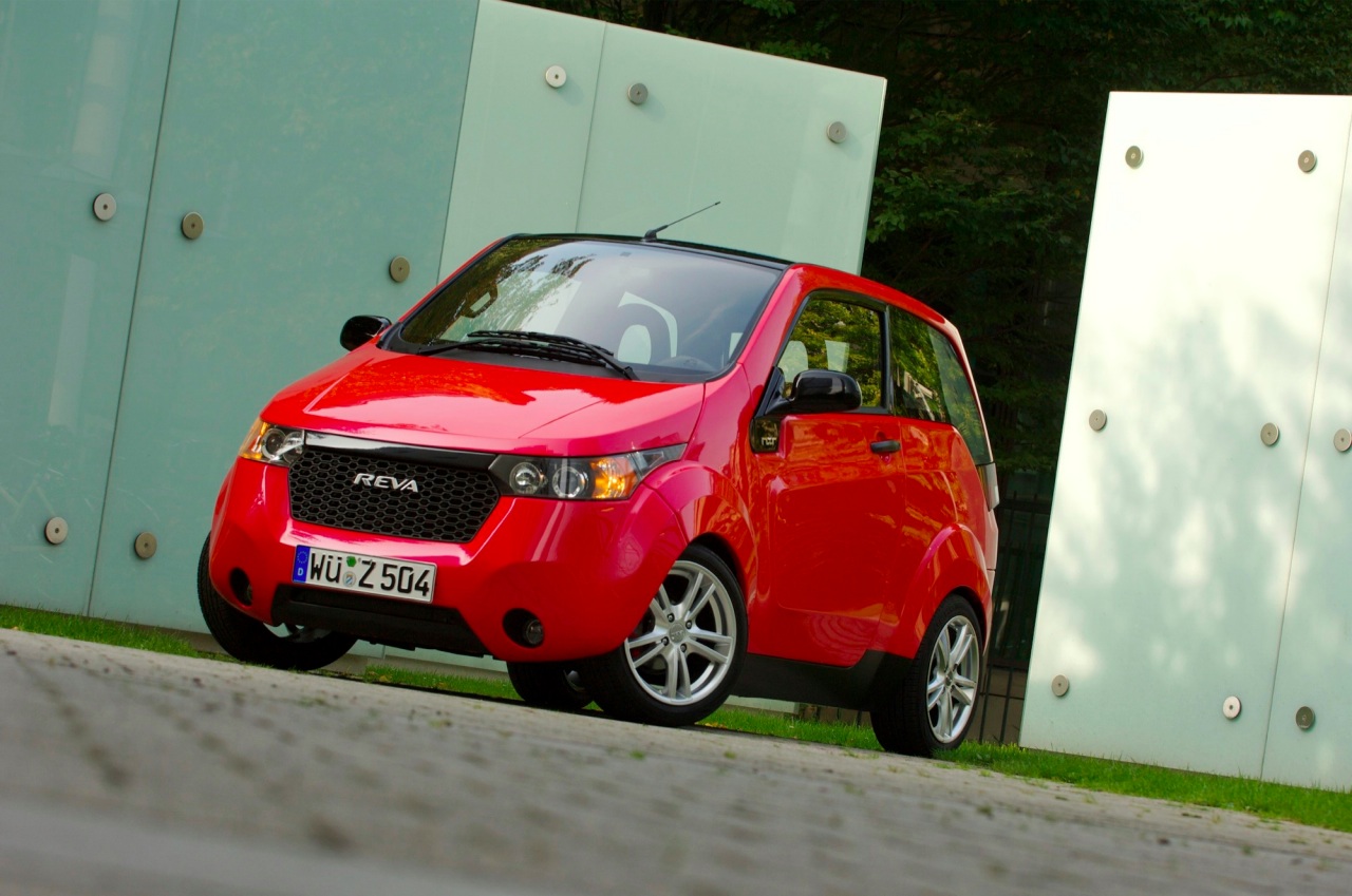 Mahindra Planet: US Version of Mahindra-Reva NXR Electric Car Spied ...