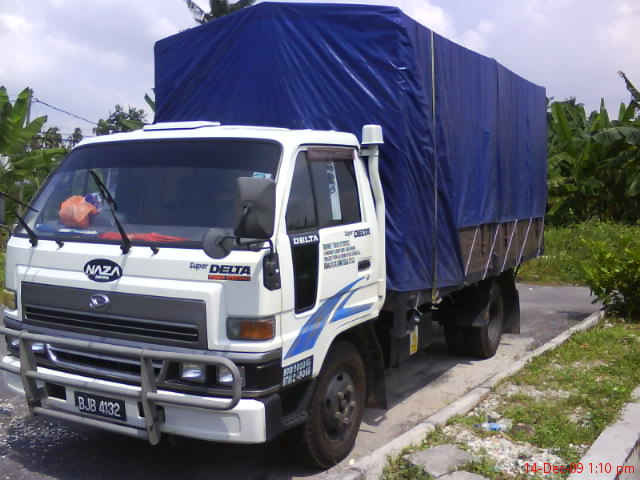 IKLAN ROMANTIS: Perkhidmatan sewa lori 1,3,5 ton