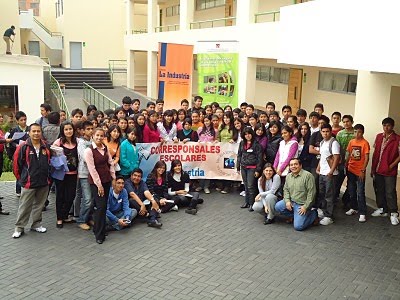 ARACELI-CORRESPONSAL ESCOLAR DEL COLEGIO DEÁN SAAVEDRA