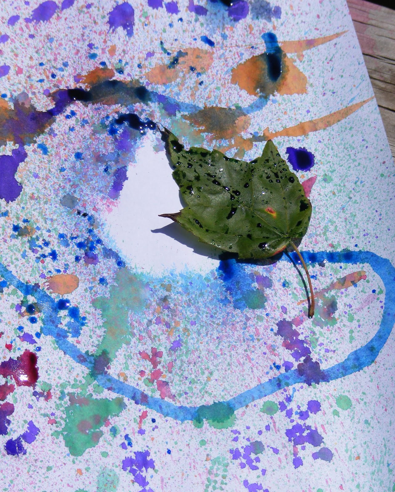 Ten kids and a Dog: Toothbrush splatter painting