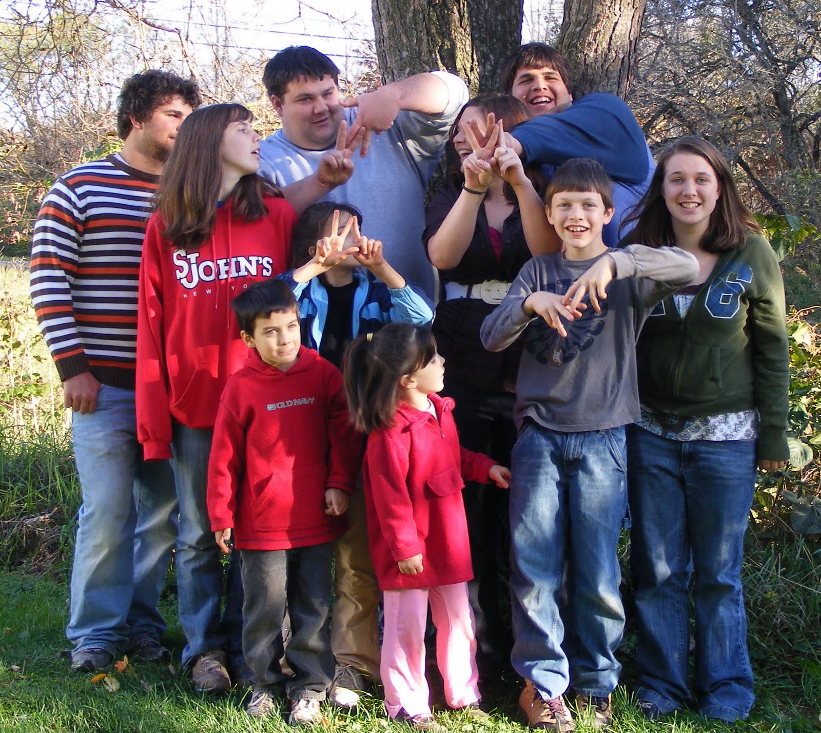 Ten kids and a Dog: Ten Kids---Picture Perfect