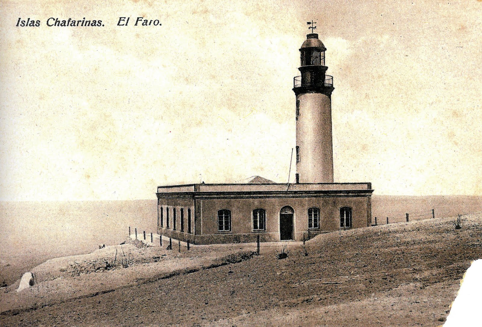 EL FARO DE LAS ISLAS CHAFARINAS – Vida Marítima