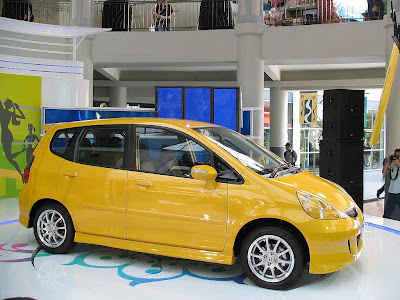 Luxury Cars | Ultra Luxury Cars: The 1.5L Petrol Engine Option Honda Jazz