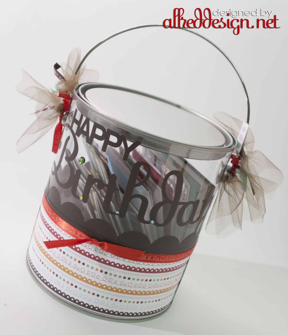 Allred Design Blog: My Favorite Imaginisce Project: B-Day Bash Card Bucket