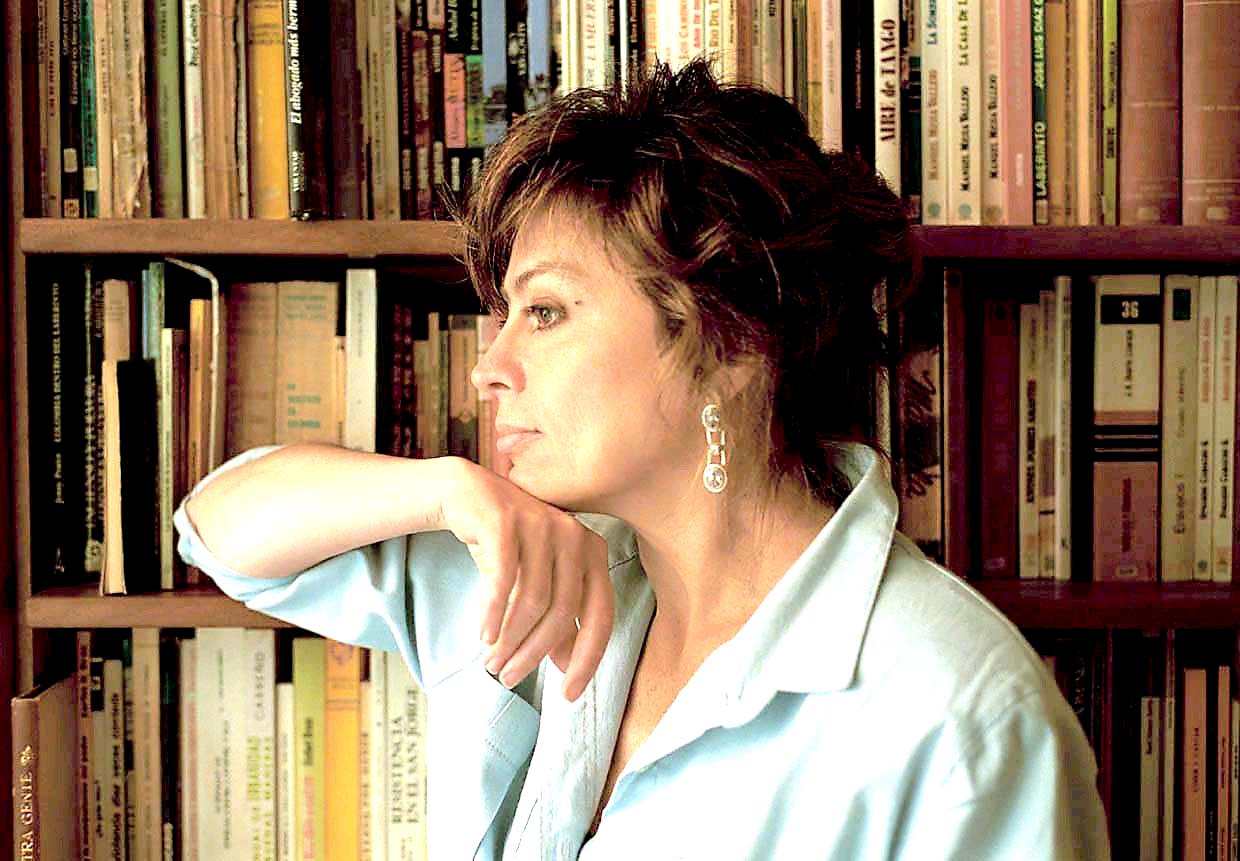 clase8d7d: Obras literarias de Laura Restrepo.