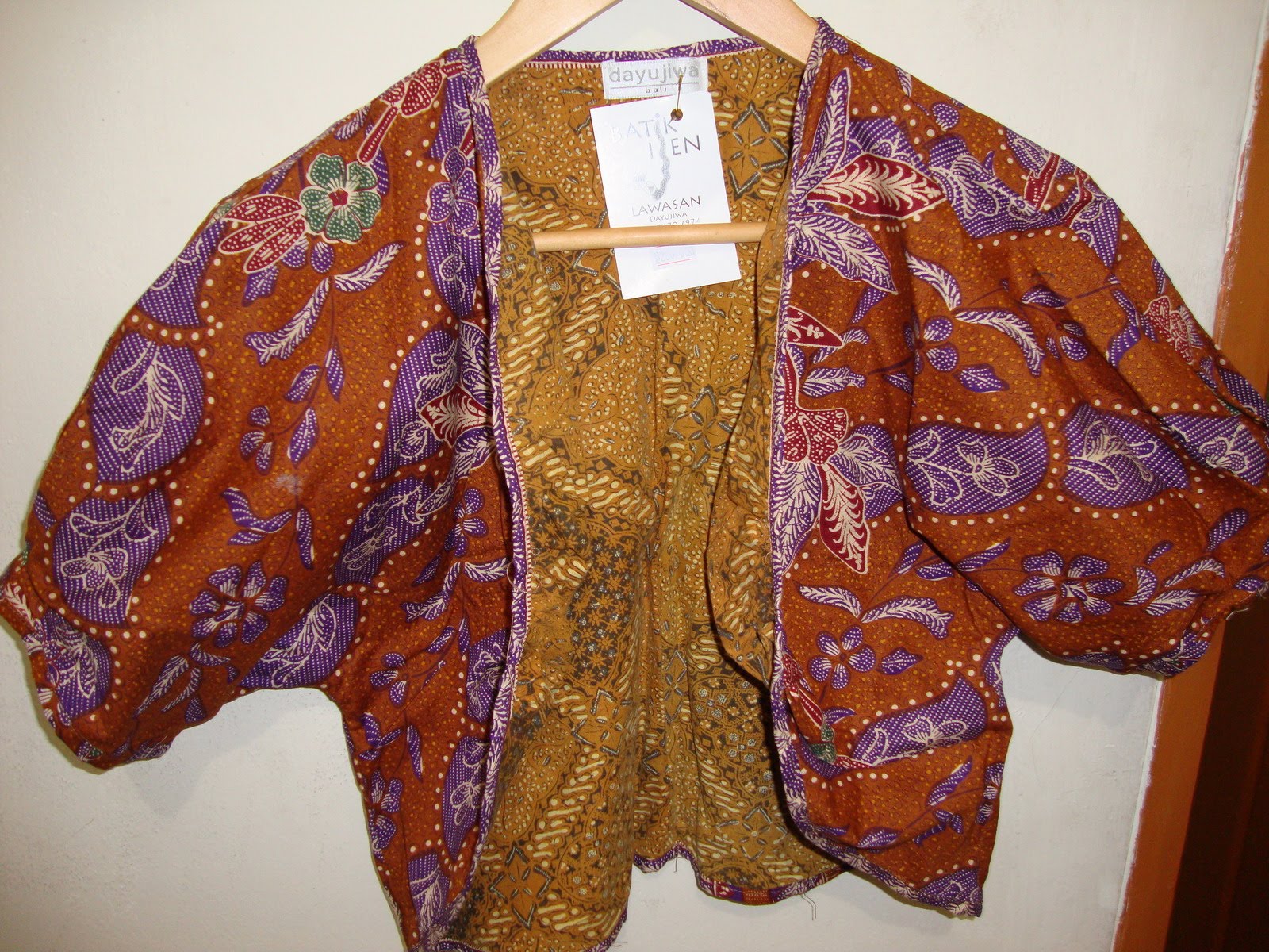 DeeBee: Batik laWas ( model boLero kerut )