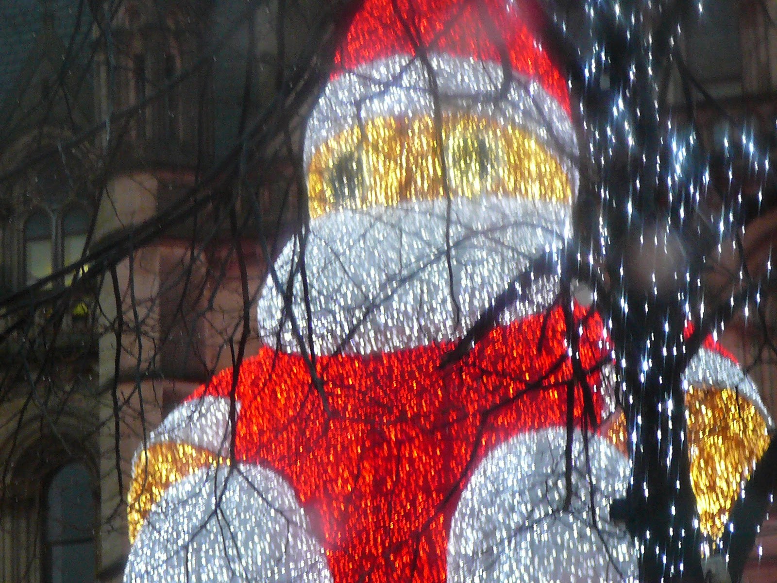 Coronation Street Blog: Corrie stars switch on Manchester