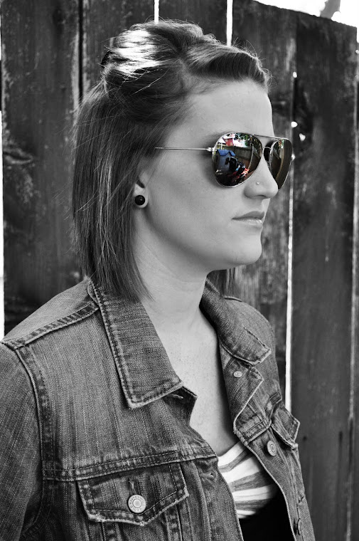 Leah Berry Photography: KALIE'S PREGNANCY ANNOUNCEMENT PHOTO