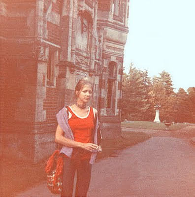 Meet the Beatles for Real: Mrs. Harrison