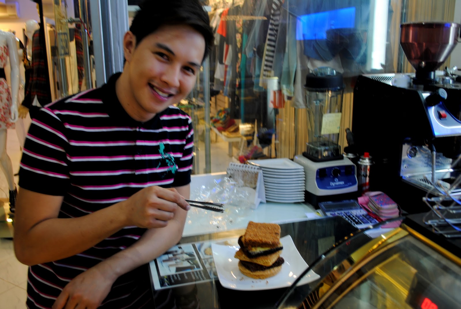 Sleek in the City: Chef Hasset Go's MedChef