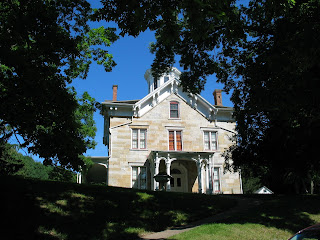 Across Iowa and Maybe a Bit Beyond: Fenelon Place Elevator and Mathias ...