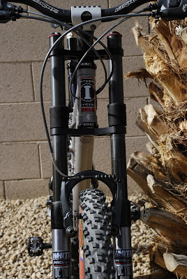 Mountain Bikes: Intense Uzzi SL-Brand New